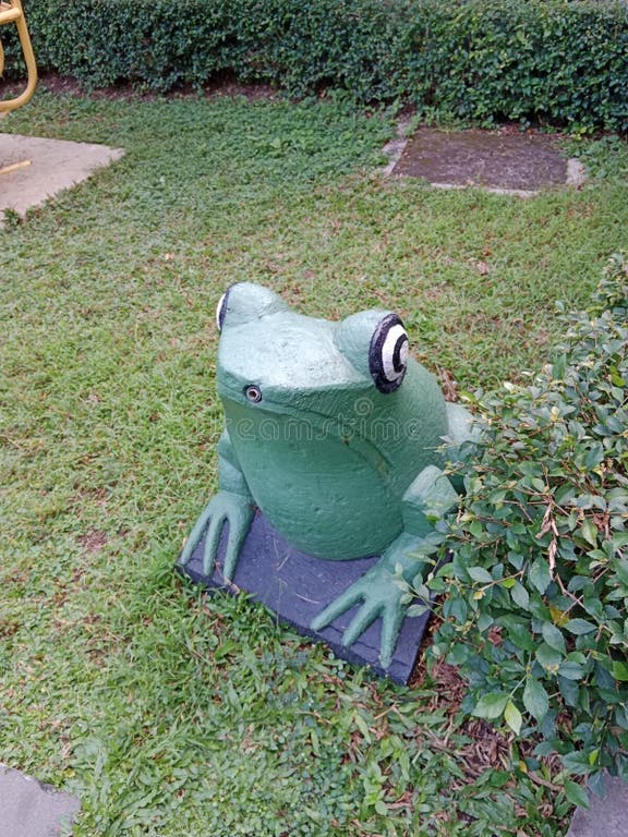 Small Frog-shaped Statue in the Outer Courtyard Stock Photo - Image of ...