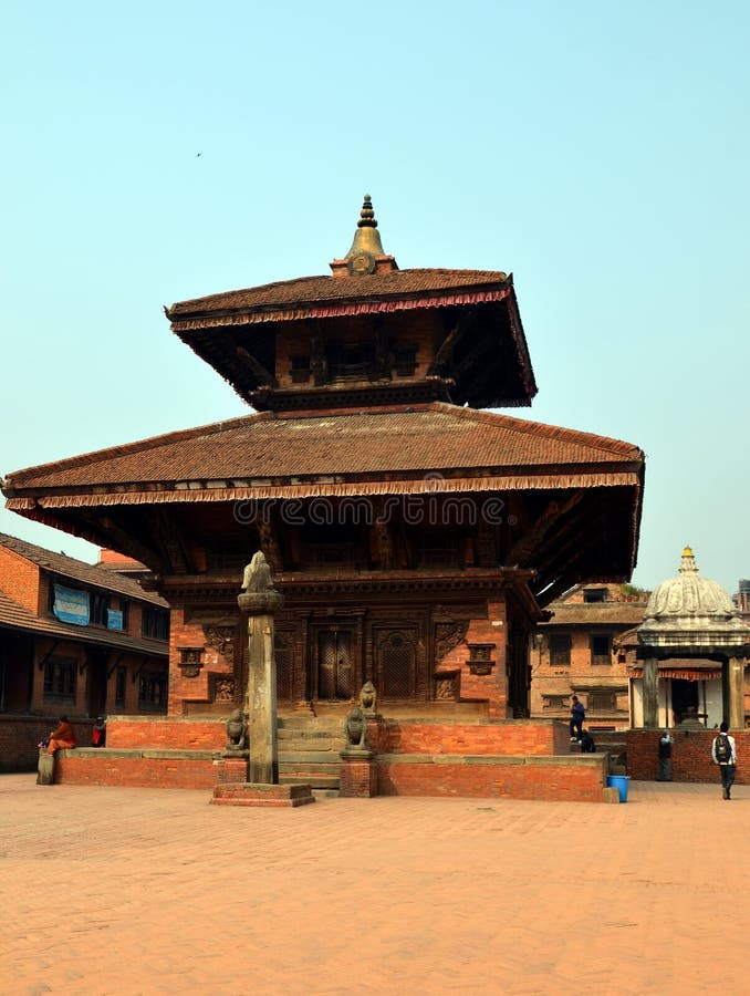Small Hindu Temple on Patan Durbar Square Editorial Stock Image - Image ...