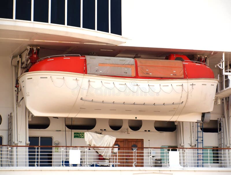 Small Lifeboat on a Big Ship Stock Photo - Image of hull, safety: 27396542