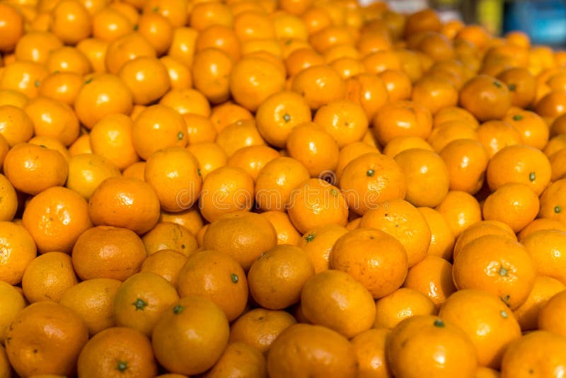 A Bucket of Mandarin Orange Stock Photo - Image of ingredient, healthy ...