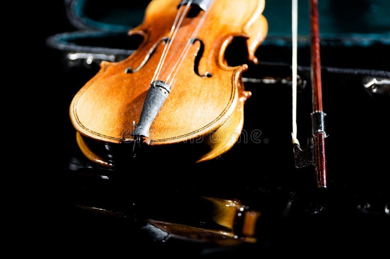 Small Model of an Old Used Violin with Bag on White Stock Photo - Image ...