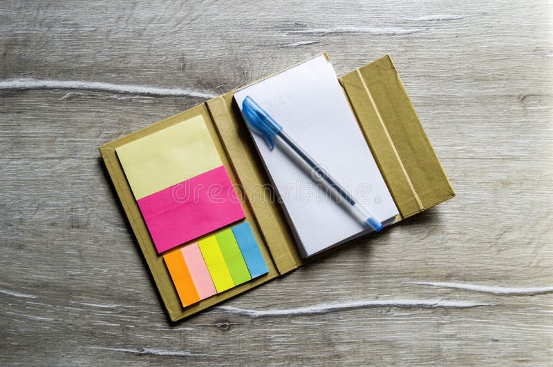Small Note with Sticky Paper for Business People, Teachers and Students ...