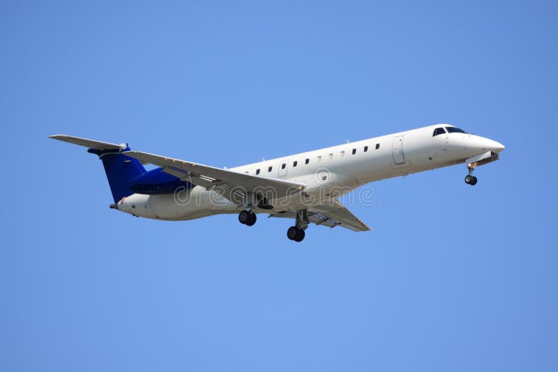 Small Passenger Jet In Flight Picture. Image: 25279478