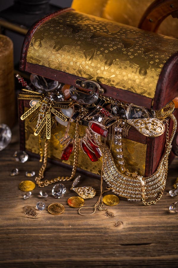 Small Pirate Treasure Chest Stock Photo - Image of wooden, sailing ...