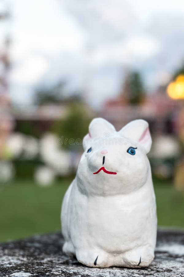 Rabbit Statue Stock Photos - Download 1,076 Royalty Free Photos
