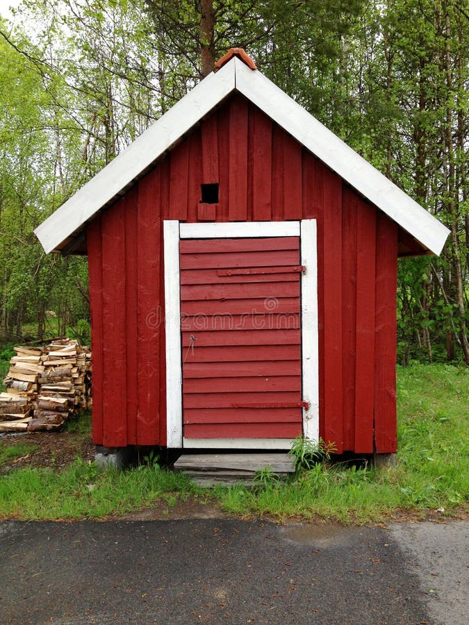 Small red cottage/house stock photo. Image of nature - 26262784