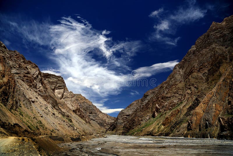 Small River Across Mountain Valley Amazing Cloud Stock Photos - Free ...