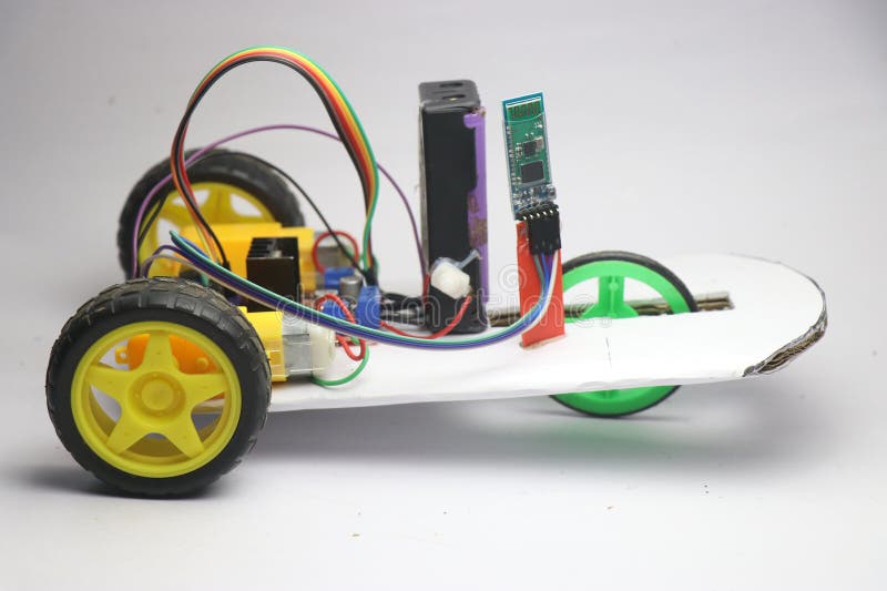 Small Robot Car that Uses Micro Controller and Bluetooth Technology ...
