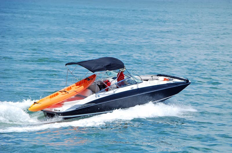 Speeding Motorboats Stock Photos - Free & Royalty-Free Stock Photos ...