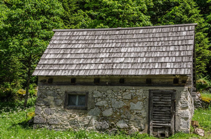Small stone house stock image. Image of hiking, overgrown - 135104933