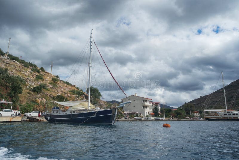 Empty boat in the sea editorial stock image. Image of coast - 127729219