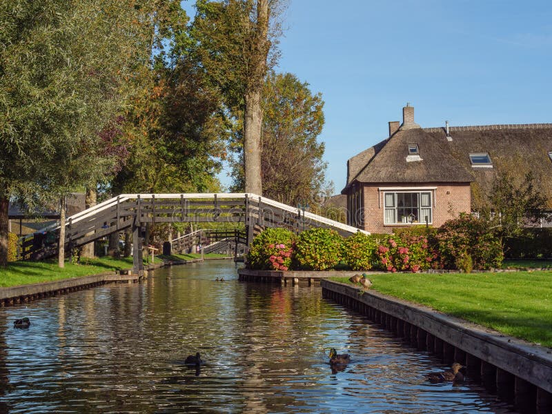 Giethoorn in the Netherlands Editorial Stock Photo - Image of grach ...