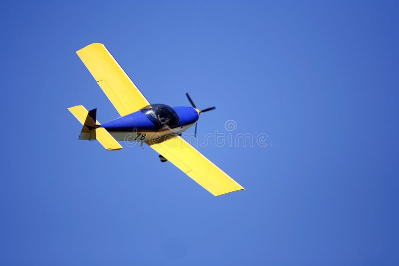 Double-wing airplane stock photo. Image of prop, airport - 1624204