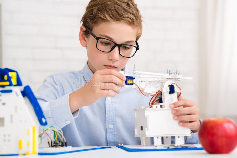 Smart Boy Making Diy Robot at Stem Lab Stock Photo - Image of education ...