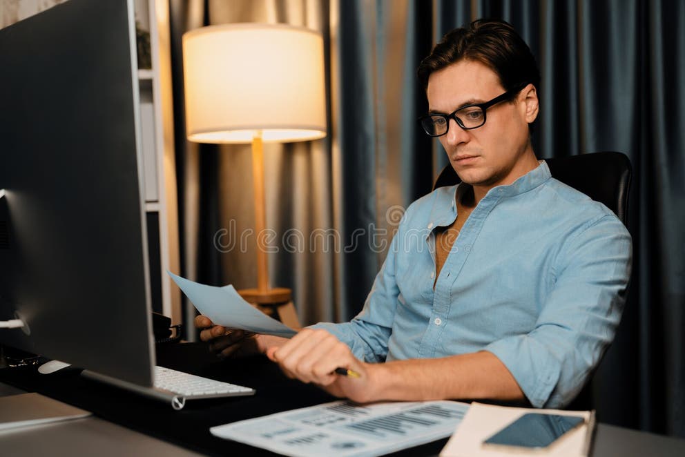 Smart Businessman Analyzing Business Paragraph Marketing Analysis ...