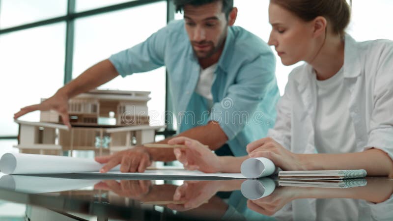 Smart Engineer Using Project Plan Explain House Model Construction ...