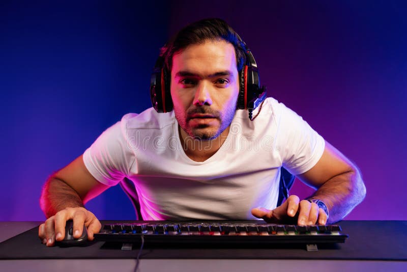 Smart Gaming Streamer Looking Camera with Pose Using Headset and Mic ...
