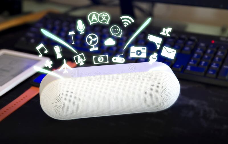 Smart Home Assistant Device, Virtual Assistant , Artificial ...