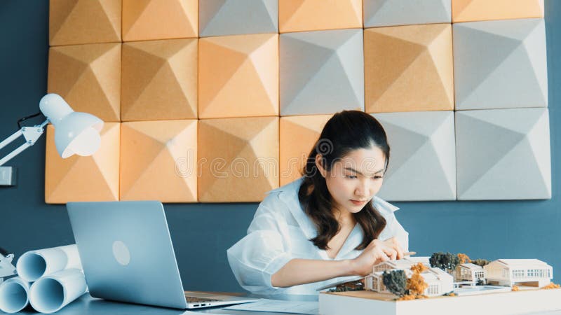 Smart Interior Designer Using Laptop Analysis Building Structure ...