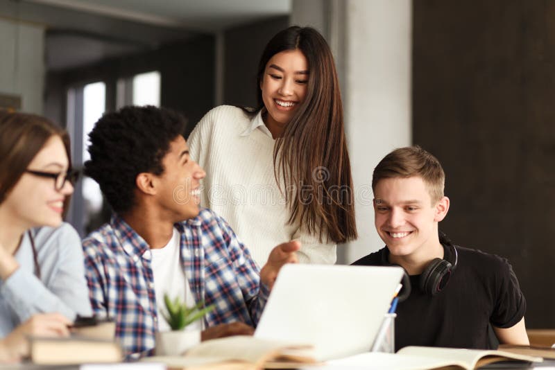 Smart Student Girl Sharing Her Creative Ideas with Classmates Stock ...