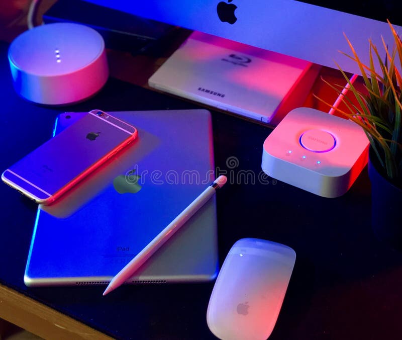 Tech desk editorial stock image. Image of smart, philips - 164157824