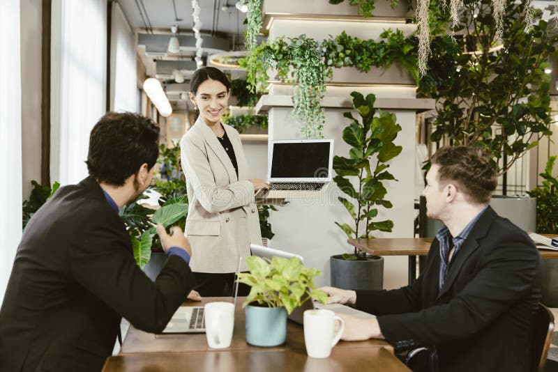 Smart Women Happy Presentation Her Work with Teamwork in Modern Office ...