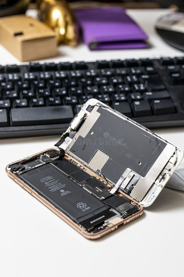 Smartphone Battery Replacement, Repair, LCD Panel Replacement Stock ...