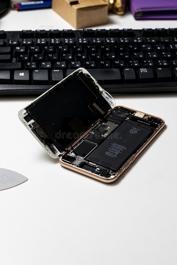 Smartphone Battery Replacement, Repair, LCD Panel Replacement Stock ...