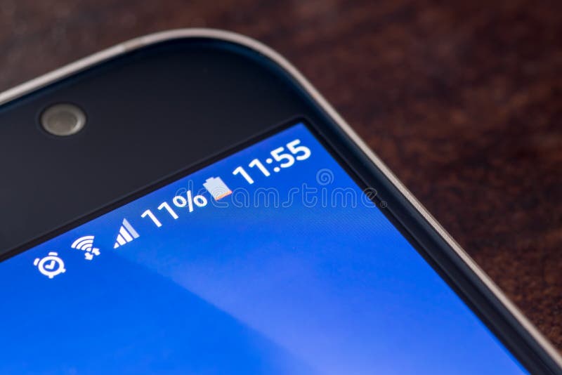 Smartphone One Percent Battery Charge Screen Stock Photos - Free ...