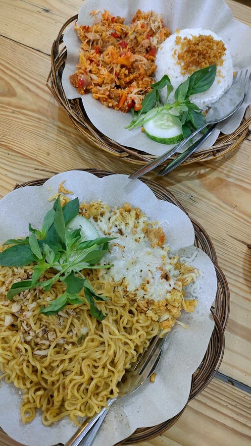 Smashed chicken stock image. Image of spicy, dish, fish - 268635477