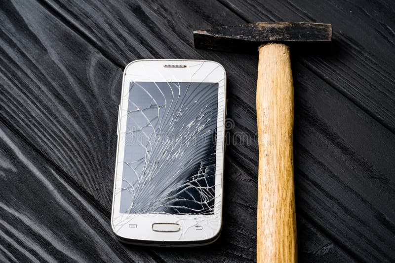 426 Hammer Hit Phone Stock Photos - Free & Royalty-Free Stock Photos ...
