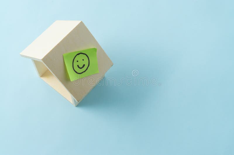 Smile emoji on sticky note stock image. Image of smile - 349166405