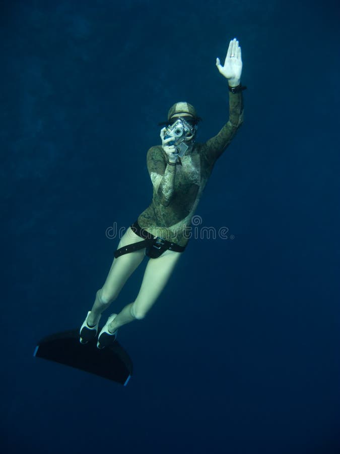Scuba woman stock photo. Image of blue, regulator, leisure - 24865636