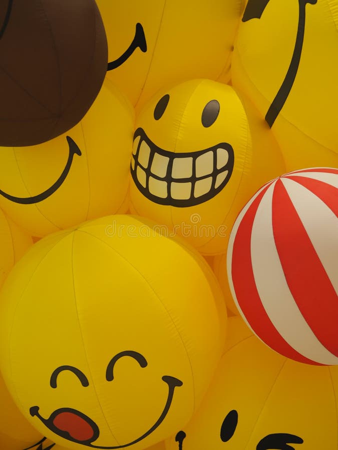 586 Yellow Smiley Face Ball Stock Photos - Free & Royalty-Free Stock ...