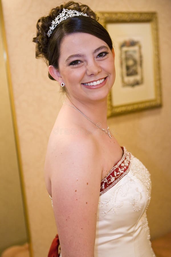 Smiling Bride stock photo. Image of female, diamonds, bouquet - 4574700