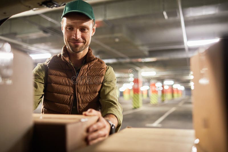 2,702 Loading Van Stock Photos - Free & Royalty-Free Stock Photos from ...