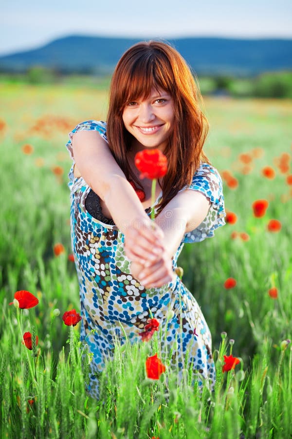 What Does It Mean When A Girl Gives You Flowers at Victoria Gregory blog