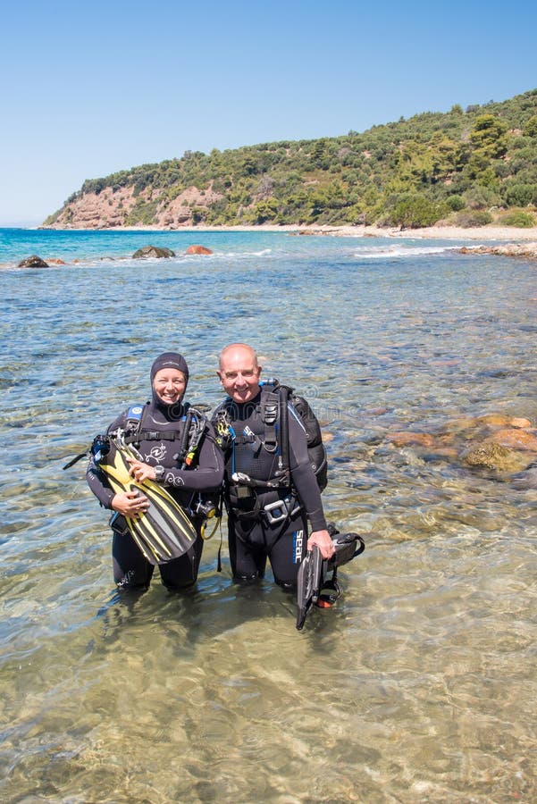 Female Divers editorial image. Image of lady, adventure - 42950840