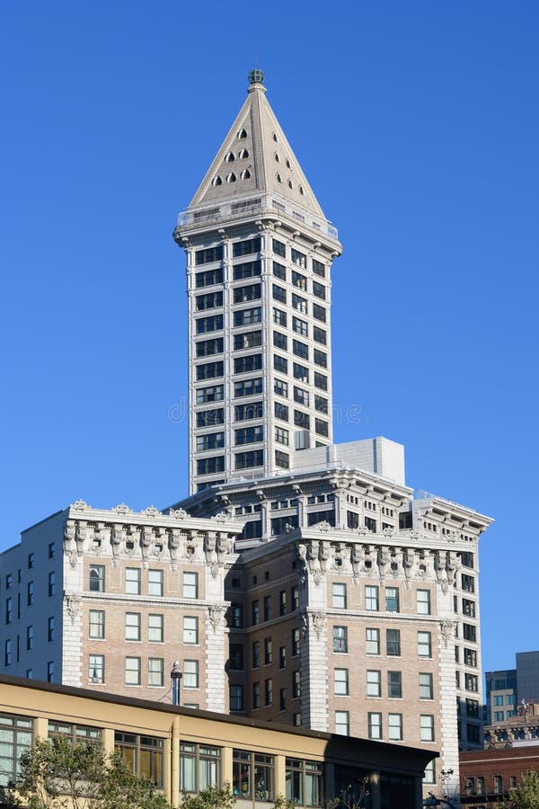 Smith Tower Historic Skyscraper in Seattle Editorial Image - Image of ...