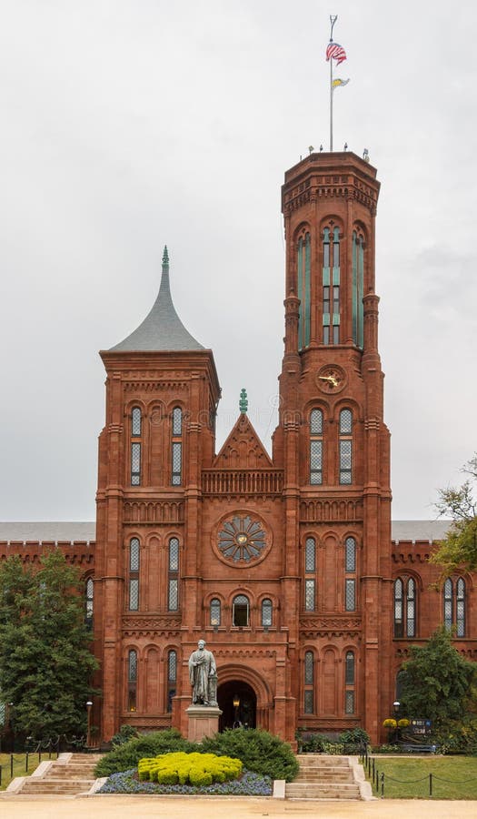 Smithsonian Castle Facade Washington DC Editorial Stock Image - Image ...