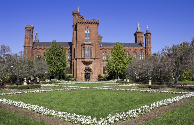 Smithsonian Castle in Washington DC Editorial Image - Image of hall ...