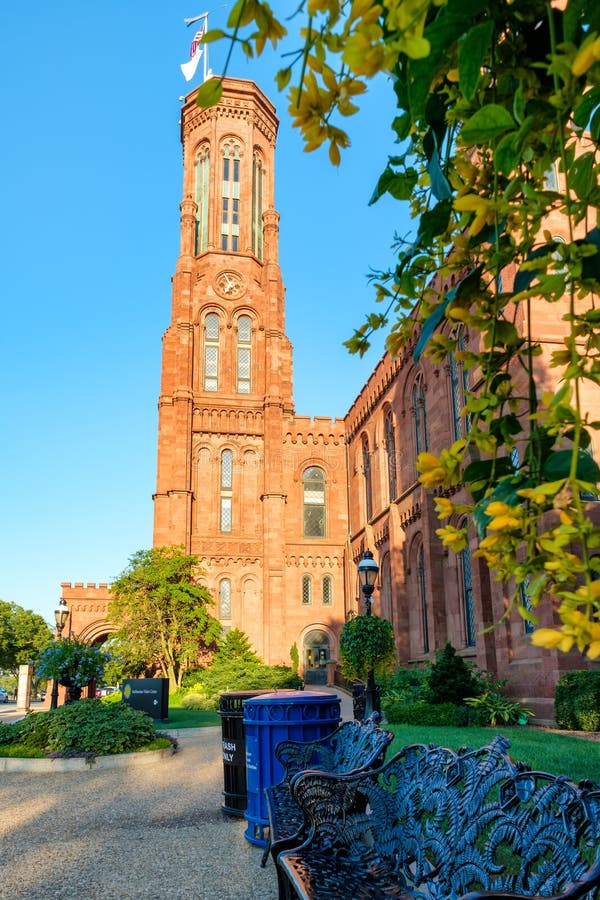 The Smithsonian Castle in Washington D.C. Editorial Photography - Image ...