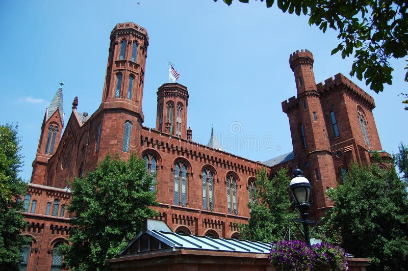 Smithsonian Castle in Washington DC Editorial Image - Image of hall ...