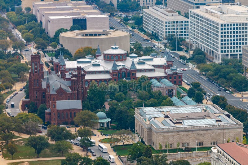 Smithsonian Castle Washington DC, USA Editorial Image - Image of city ...