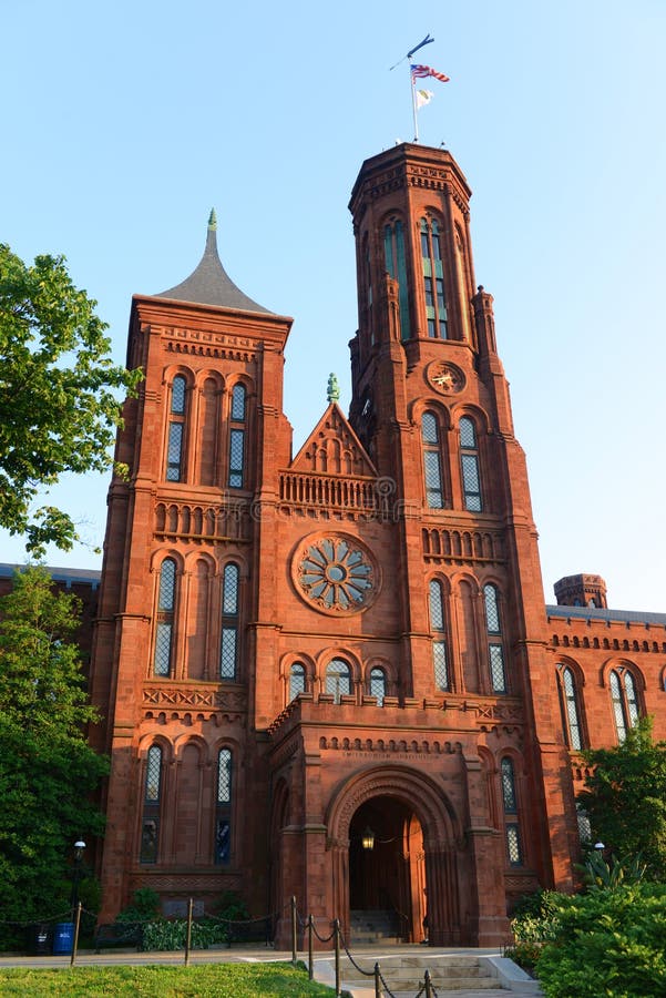 Smithsonian Castle in Washington DC, USA Editorial Photography - Image ...