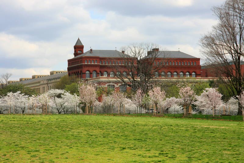 Smithsonian Institute editorial stock photo. Image of blossoms - 28900968