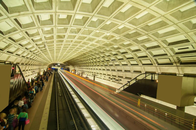 Smithsonian metro station stock image. Image of placard - 30407745