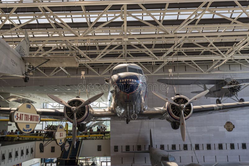 Smithsonian museum exhibit editorial image. Image of smithsonian - 61220380