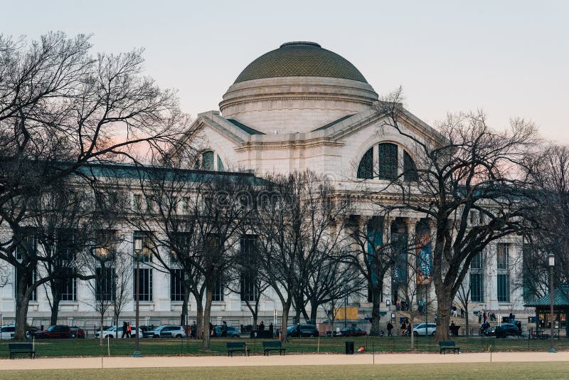 The Smithsonian National Museum of Natural History, in Washington, DC ...