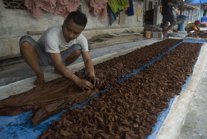 Batik making in Bali editorial photography. Image of journey - 50644402